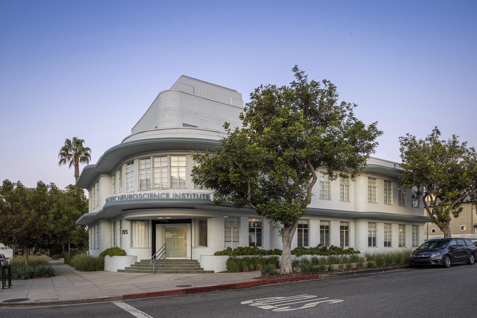 Providence Health Neurological Institute Arizona Avenue Clinics ...